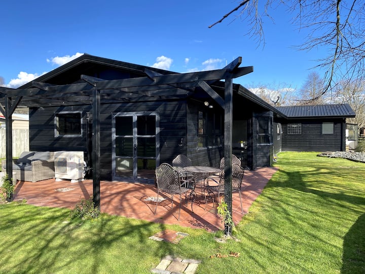 Cambridge Nz
3 Brm Home - Cambridge
