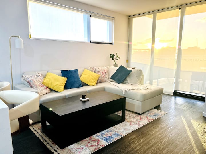 Peaceful, Stylish City Escape - Brisbane