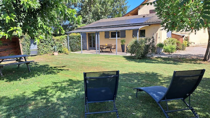 Gite De Séjour En Campagne, Le Long De La Viarhona - Les Avenières