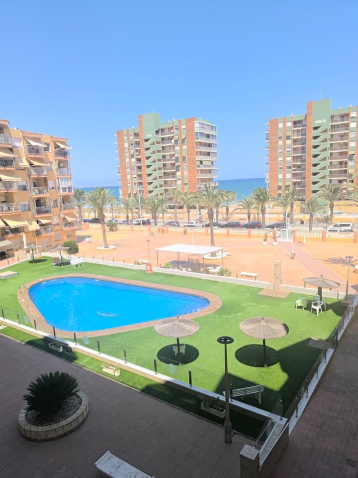 Sun, Sea, Pool & Parking - Arenales Beach Apt - Isla de Tabarca