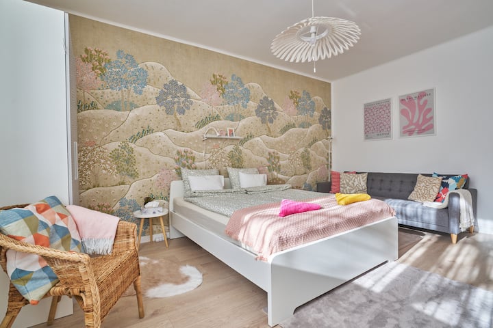 Free Parking - Modern New Studio Apartment - Budapest Ferenc Liszt Airport (BUD)