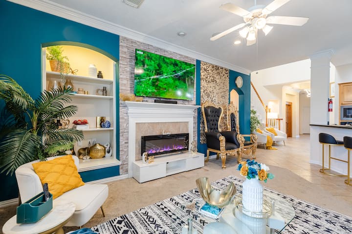 9brm/large Group/jacuzzi/hot Tub/gym/ In Downtown - 