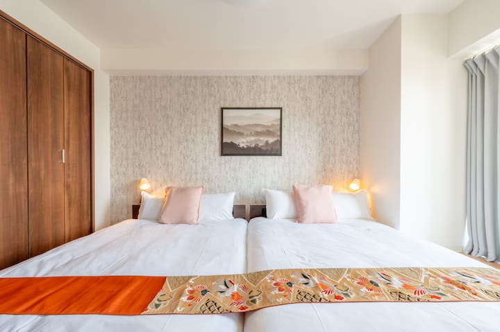 割引/2br/綺麗清潔/大阪心斎橋・難波まで2駅/最上階眺望/駅徒歩5分/7名/関西空港直通 - Osaka