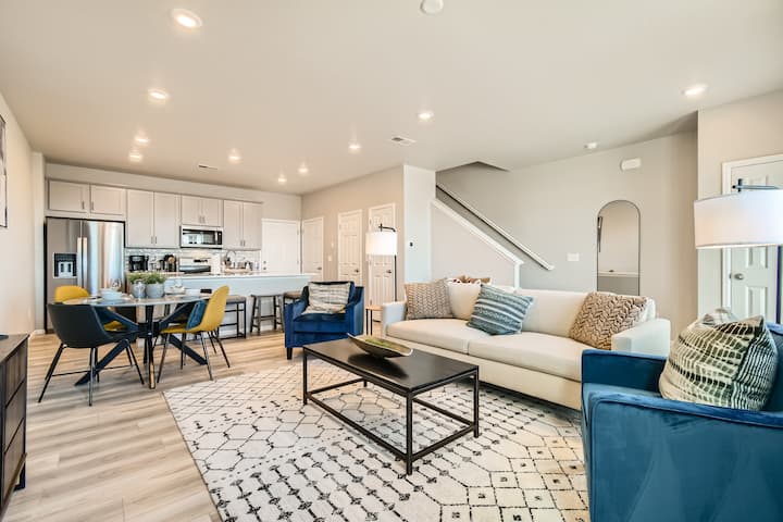 Monthly Stays Welcome | Garage | King Bed ! Wfh - Aurora, CO