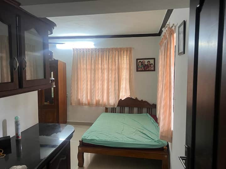 2 Bhk With 1 Room Ac Fully Furnished Holiday Home - Kothamangalam