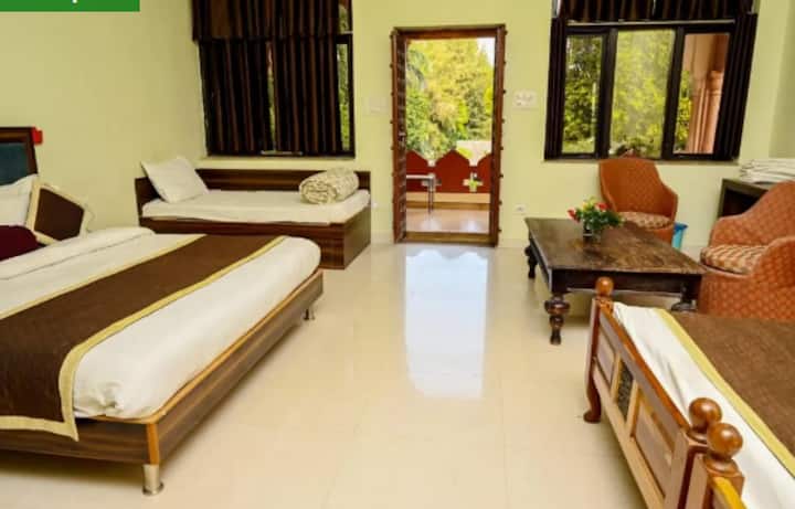 Family Rooms @ Resorts In Pushkar Near Lake & Town - Pushkar