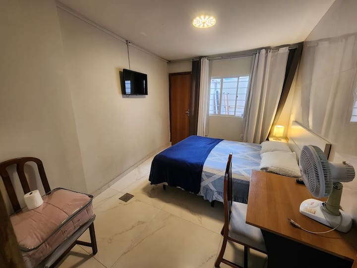 Micro Casa Com áRea Privativa E Garagem. - Belo Horizonte