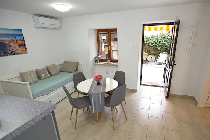 Apartment In Green Oasis With Terrace And Barbecue - Piran