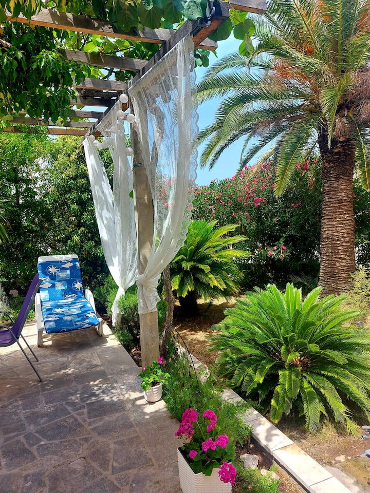 Cozy, Spacious Apartment With Amazing Garden (4+2) - San Pietro della Brazza