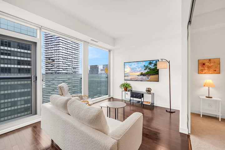 50% Off Monthly – Stylish 1br Condo W/ Pool & Gym - Toronto