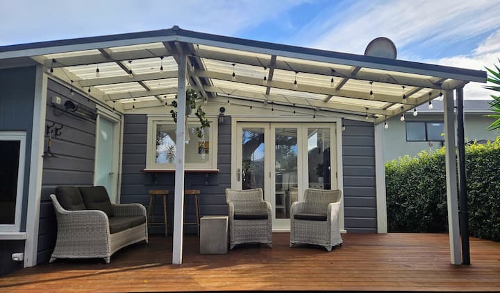 Villa In New Plymouth (Ngamotu), "Pet Friendly" - New Plymouth