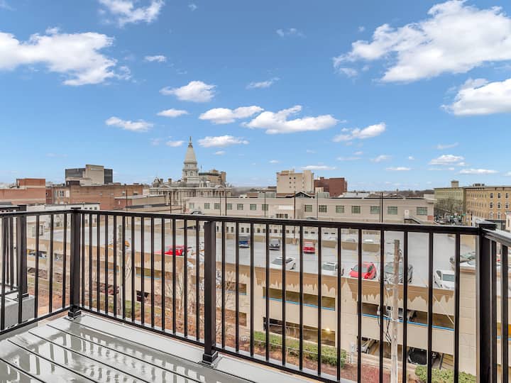 A+ Stay | Modern 1bd | Near Purdue | Free Wifi - West Lafayette, IN