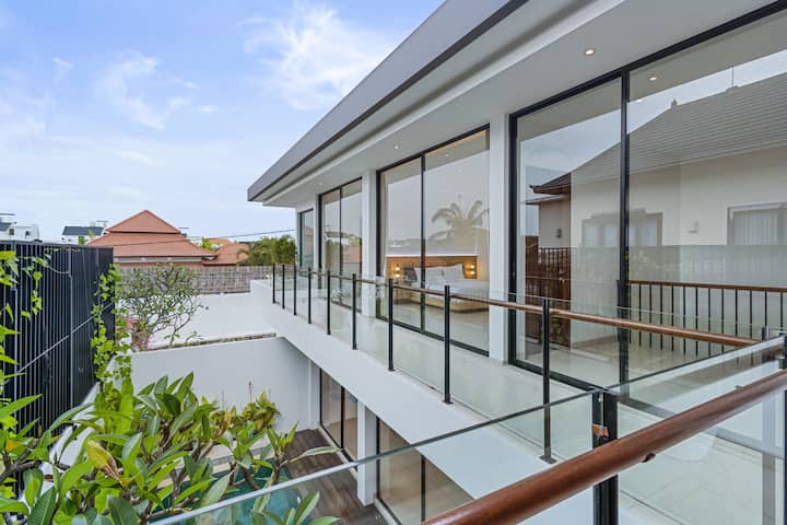 Oasis 3br Pool Villa In Canggu - Family Retreat - Canggu