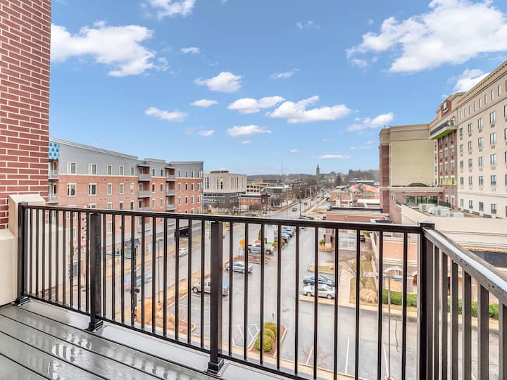 Best Location | 1bd Near Purdue | Gym - Columbian Park Zoo, Lafayette