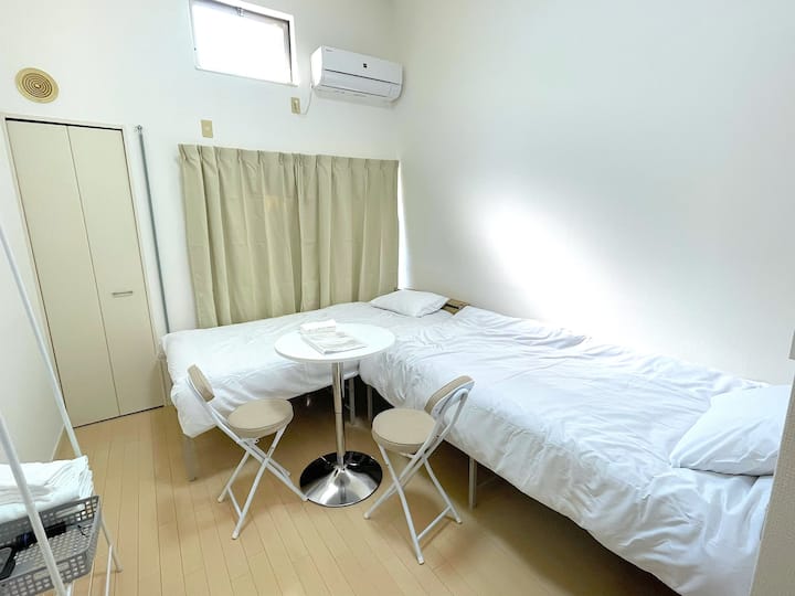小戸ホテル/最大4人/出張・長期滞在歓迎・近隣にコインパーキングあり/セルフチェックイン - Fukuoka