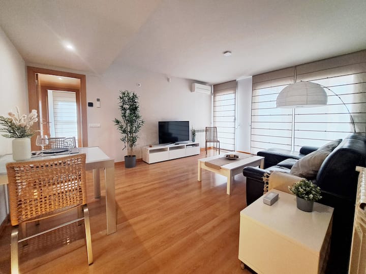 Apartamento "Els Químics" (Parking Incluido) - Salt