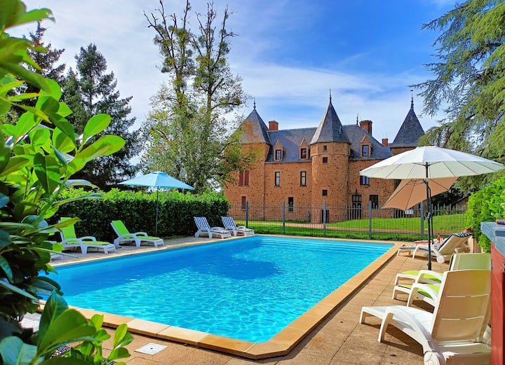 Château De Bussolles - Lapalisse