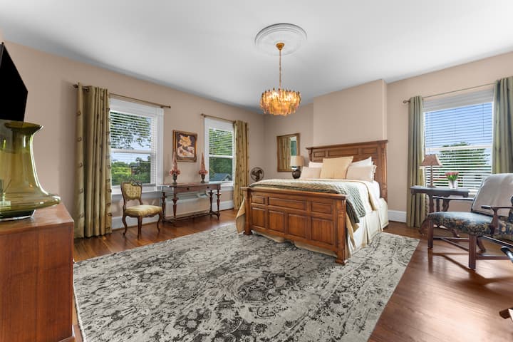 Rose River (Black Bear Manor) - Sperryville, VA