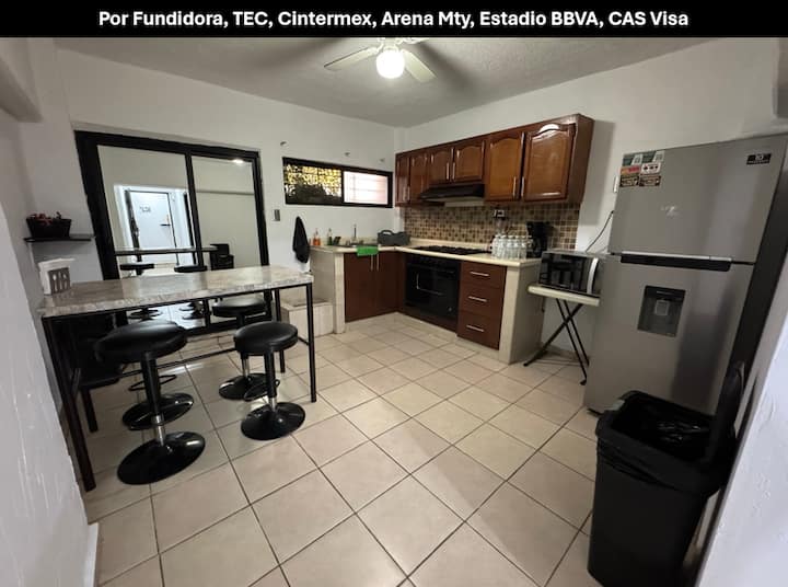 Depa 4 Cuartos Fundidora, Tec, Cintermex, Arena - Monterrey