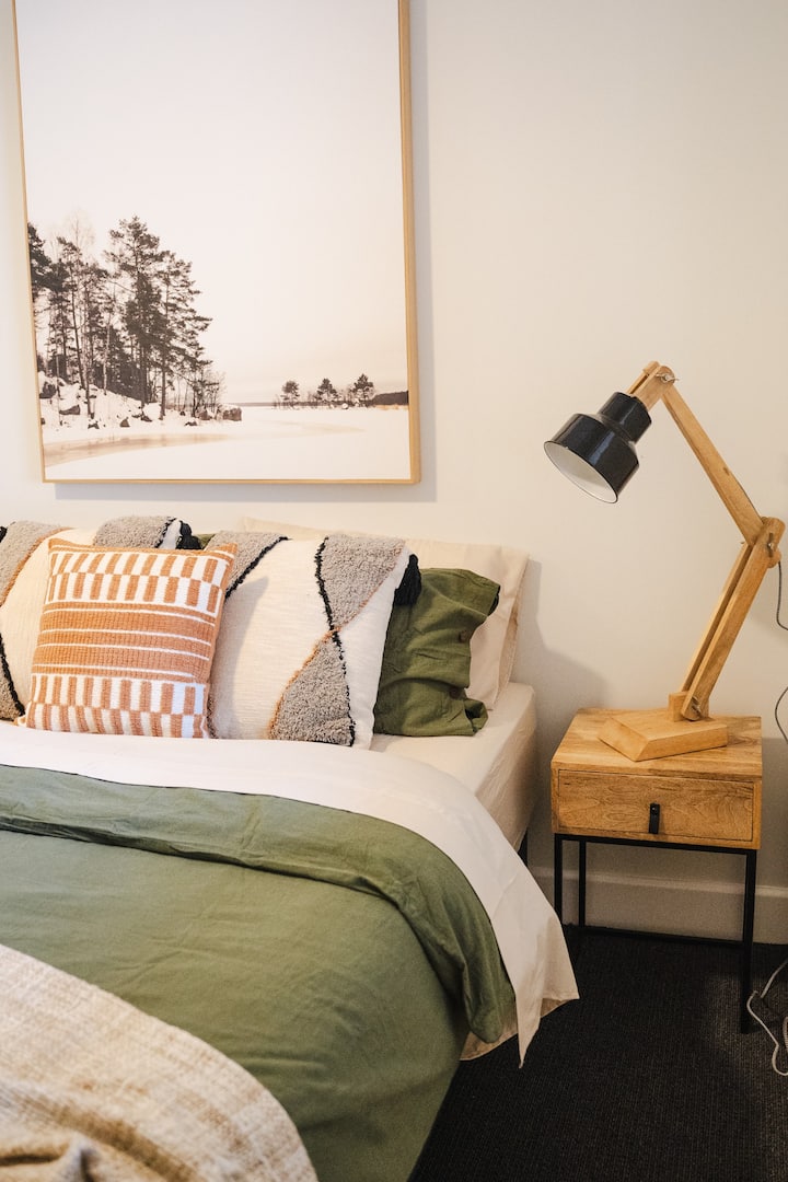 Harry’s Place - Just 2 Minutes To Gv Health. - Shepparton