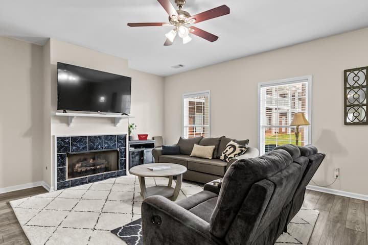 Banks's Brook House - Tuscaloosa, AL