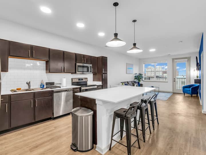 Downtown 1bd | Near Purdue | Gym & Free Parking - Lafayette, IN