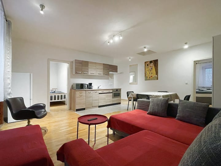 Schöne, Große Wohnung Im Dorfkern Von Alt-marzahn - Ahrensfelde