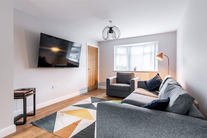3-bed House – Ideal For Contractors And Families - Nottingham