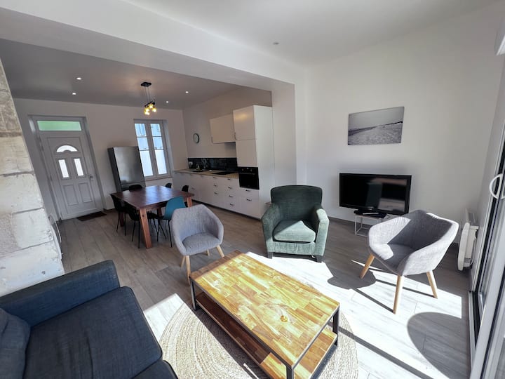 Jolie Maison Rénovée En 2025 - La Rochelle