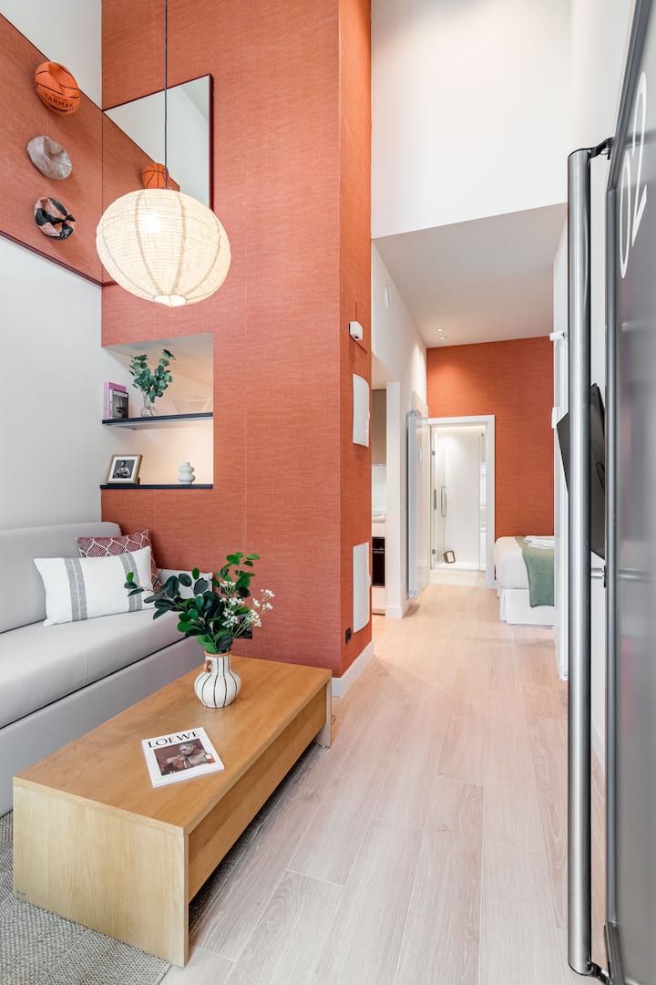 Victoria Luxe Haven Co & 02 - Madrid