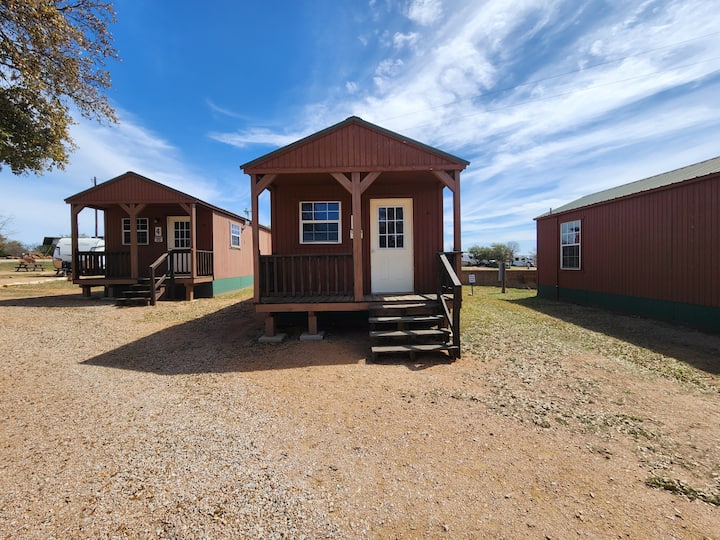 Lake Buchanan Resort Cozy Cabin - Lake Buchanan, TX