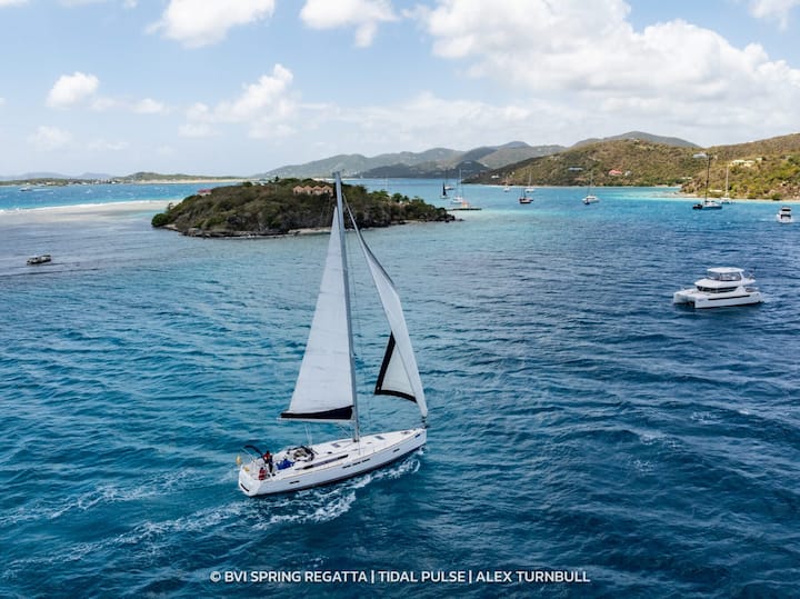 Luxury Afloat In Antigua - Antigua and Barbuda