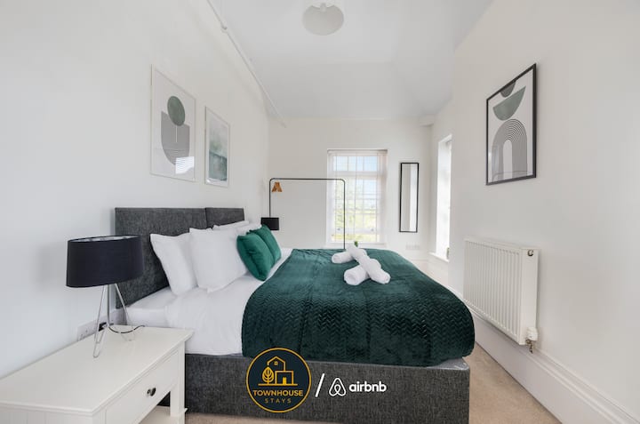 4br |Monthly Discount |Contractors |Parking & Wifi - Colchester