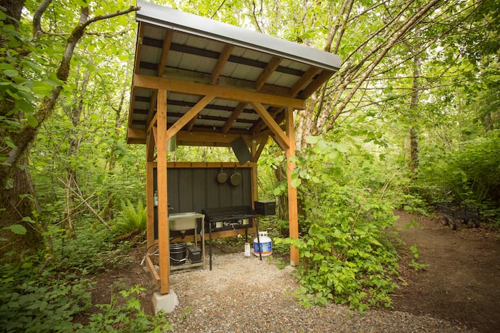 Huckleberry Hideaway - Index, WA