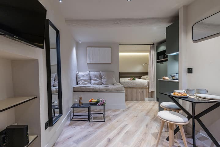 Place Rossetti - Quiet Location - Nizza