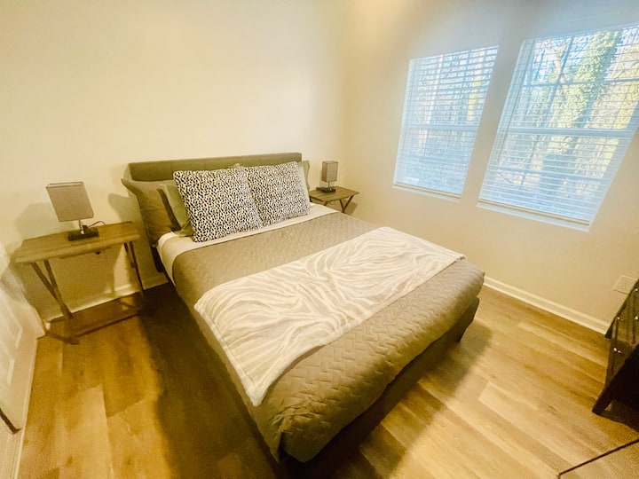Forest 1b Apt - Winston-Salem