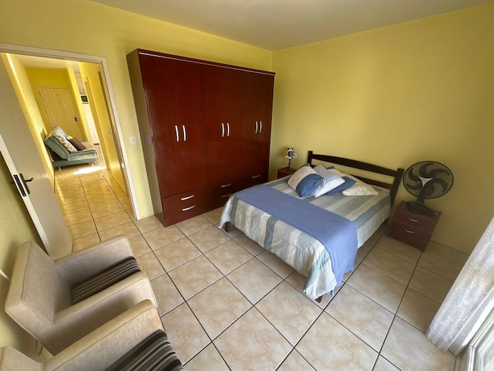 Apto De 2 Dorm A 800 M Da Praia - Torres, Brazil