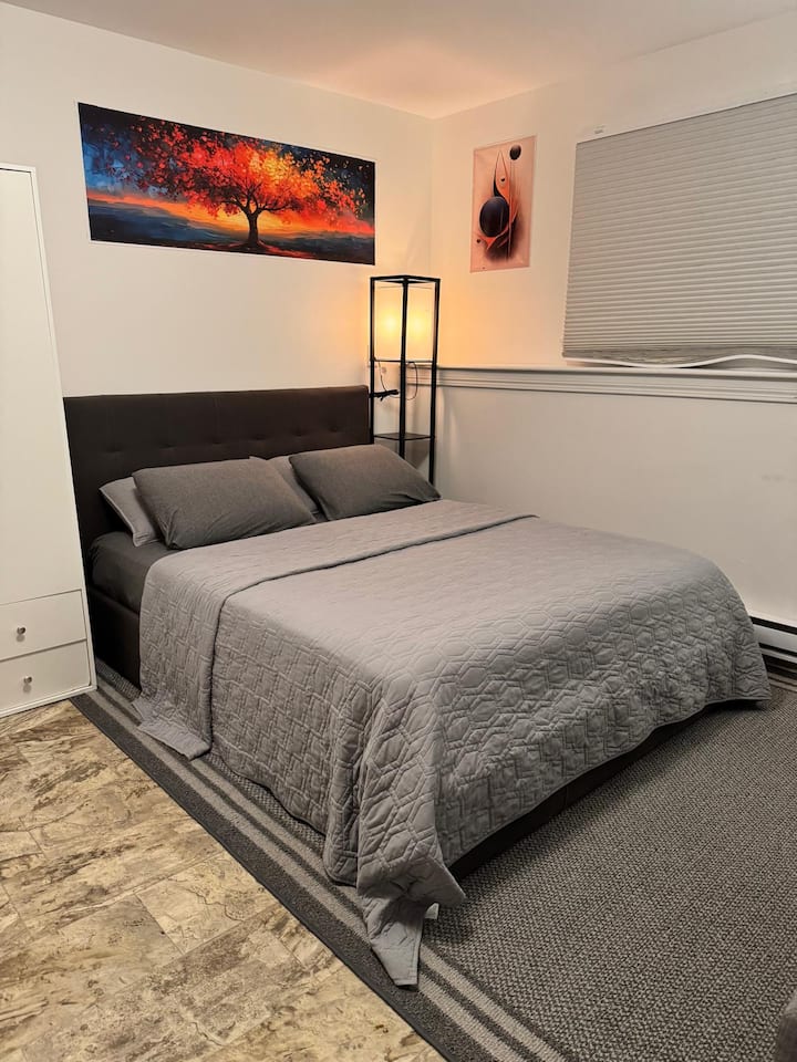 Kenneth’s Cozy Retreat - Saint-John