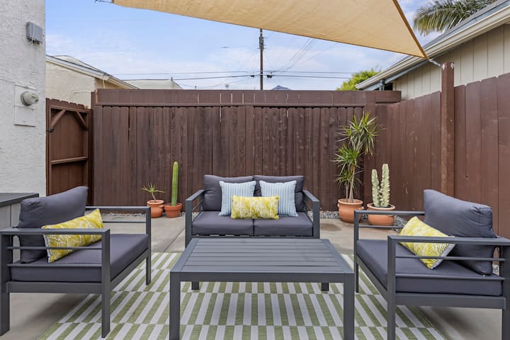 The Stylish Cozy Bungalow In North Park - San Diego, CA