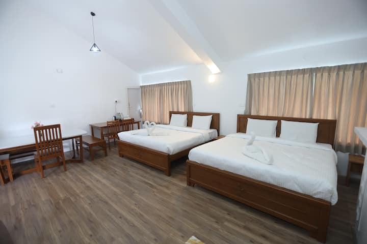 Tiger Hills Retreat - New Villa - 3bhk - Ooty