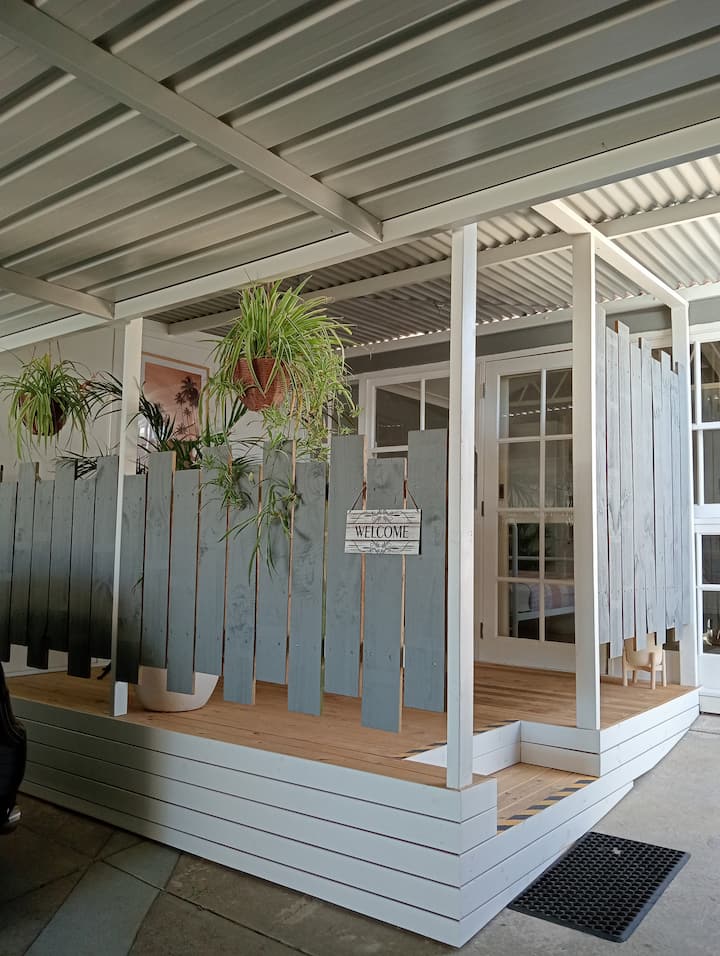 Cute Self-contained Cottage - Perth