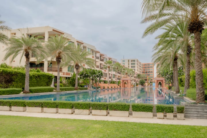 Newly Renovated, Beach Front Marrakesh Condo - Hua Hin