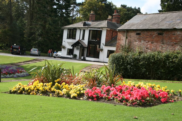 Lickey Hills Retreat - Staffordshire
