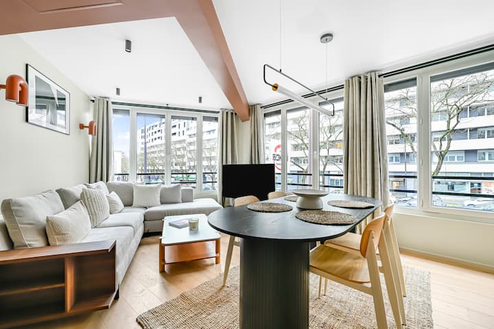 3 Ch. + 2 Sdb / 6 Pers. + Clim - Belleville - París