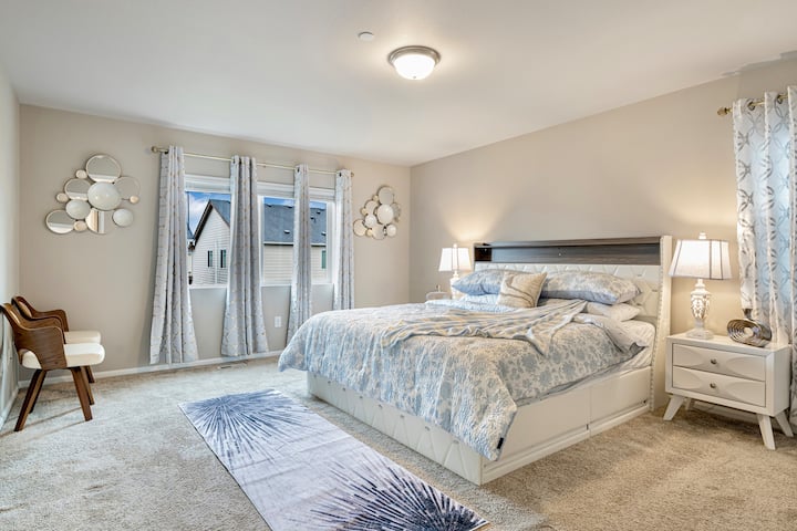 Py2: Multigen Villa - Puyallup, WA