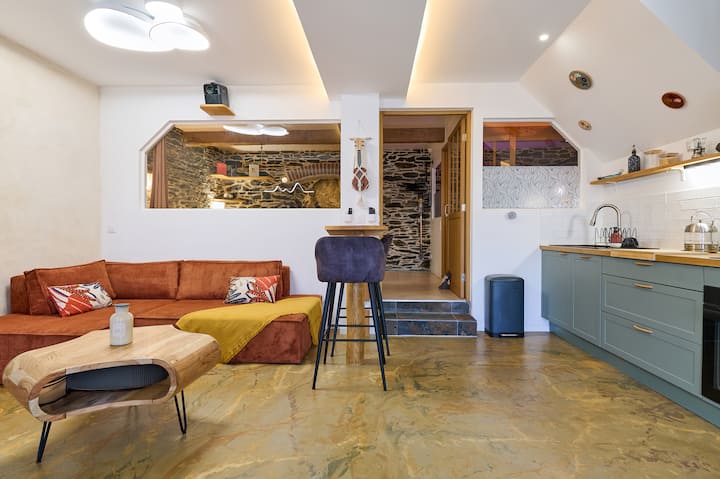 Love Room Balnéo Avec Jacuzzi, Proche Plage, 2025 - Port-Vendres