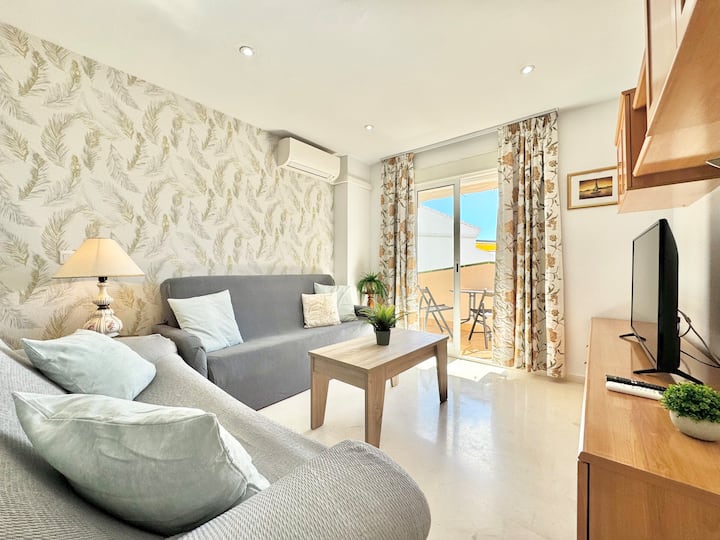 Lafrenchtouch - Bonito Apartamento Con Vista Mar - Benalmádena