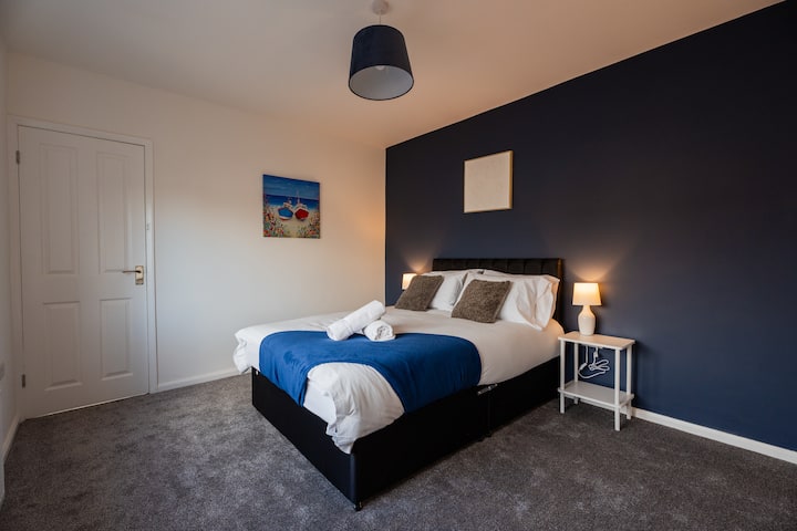 Barnaby House | Horizon Stays - Redcar