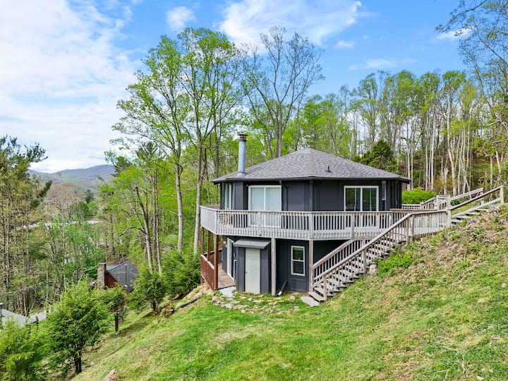 Cozy Chalet With Panoramic Blue Ridge Views - Banner Elk, NC