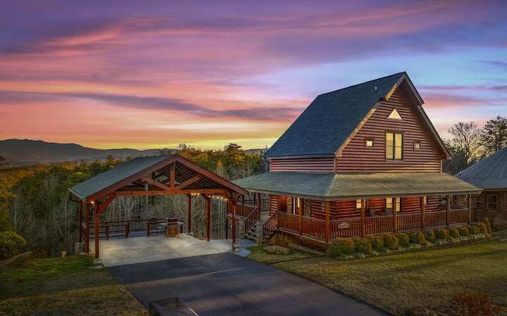 Holiday Cabin In Smokies * Hot Tub *Views* - Knoxville, TN